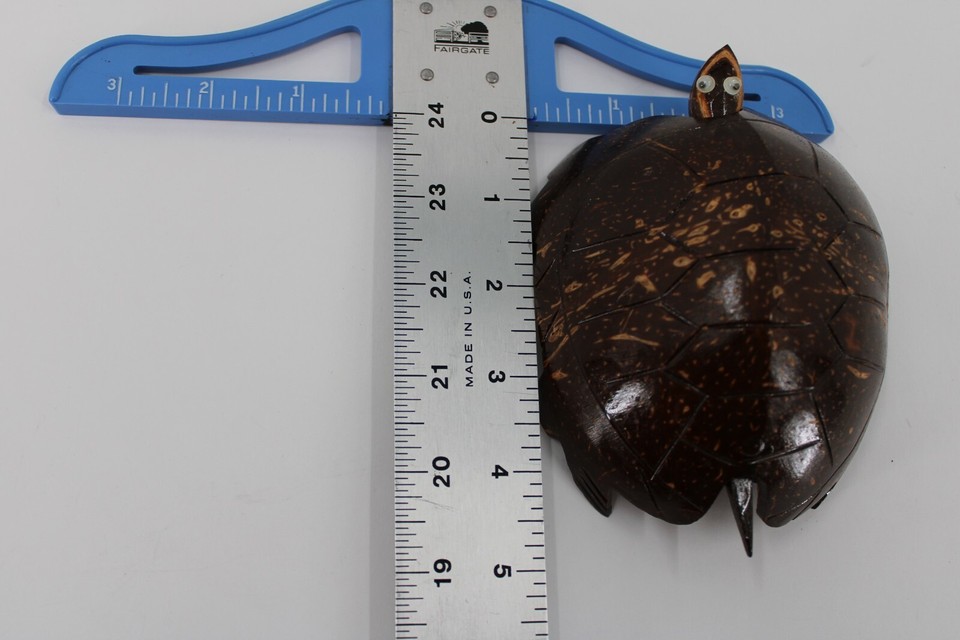 WOODEN COCONUT SHELL TURTLE W/ FLOATING TAIL AND HEAD HAWAIIAN GIFT ...