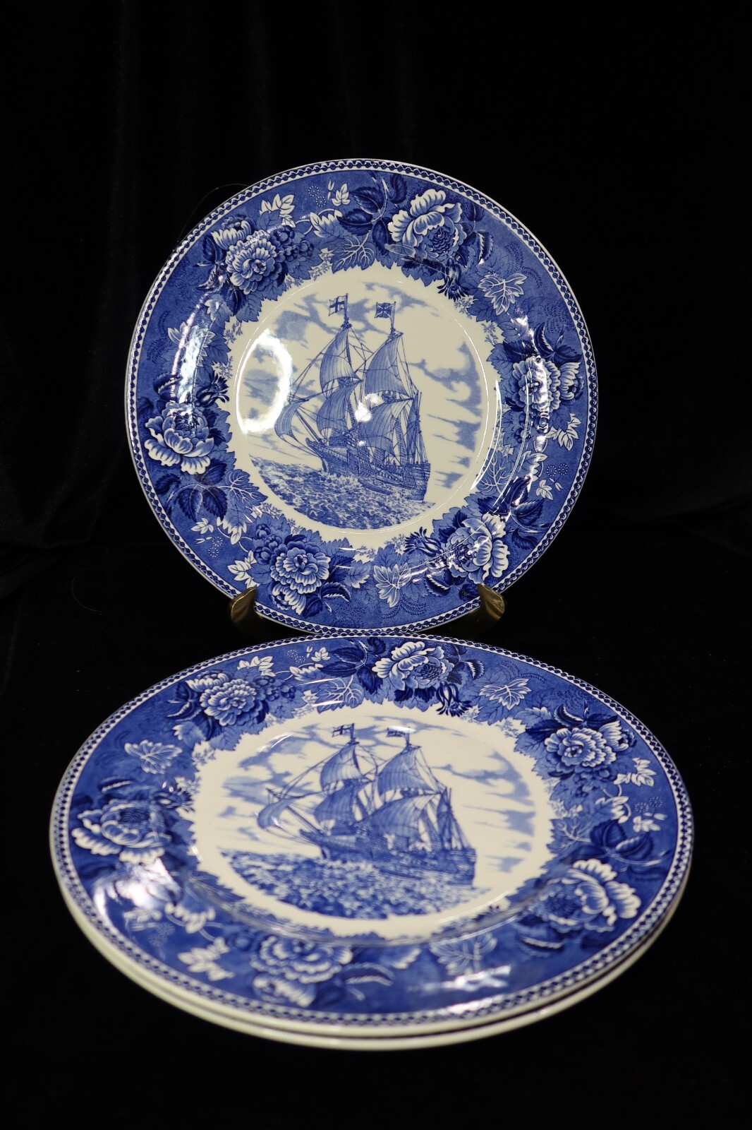 RARE WEDGWOOD MAYFLOWER UNDER FULL SAIL PAINTED BY JOHN LEAVITTS 3 ...