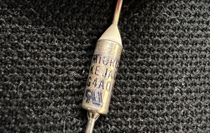 4 pcs Microtemp G4A01240C Thermal Cutoff Fuse - 10A - 250 VAC - 240c ...