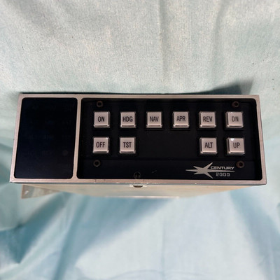 CENTURY 2000 AUTOPILOT COMPUTER WITH TRAY P/N: 1D937-2150N154417 | eBay