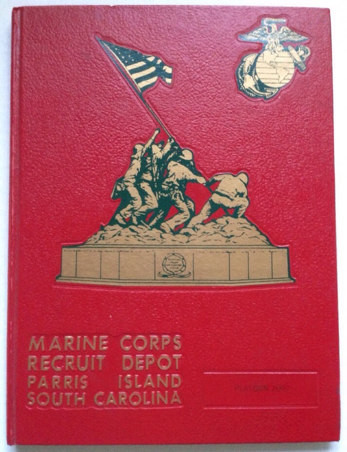 1977 U. S. MARINE CORPS BASIC TRAINING YEARBOOK, PLATOON 1016, PARRIS ...