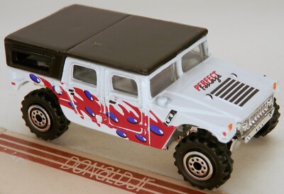 RealToy HUMMER H1 White&Red w/Black Top Humvee 4x4 1:64 Scale | eBay