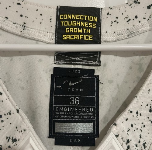 Oregon Ducks Nike Team Issued Player Game Used Eggshell Football Jersey ...