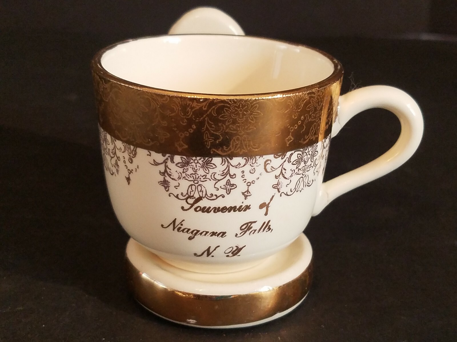 Niagra Falls Ceramic Souvenir Cup WIth Wall Mounted Holder Shelf 22K By ...