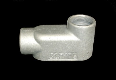 NEW - Appleton O-Z/Gedney LB 67, 2" Form 7, Malleable Iron Conduit Body ...