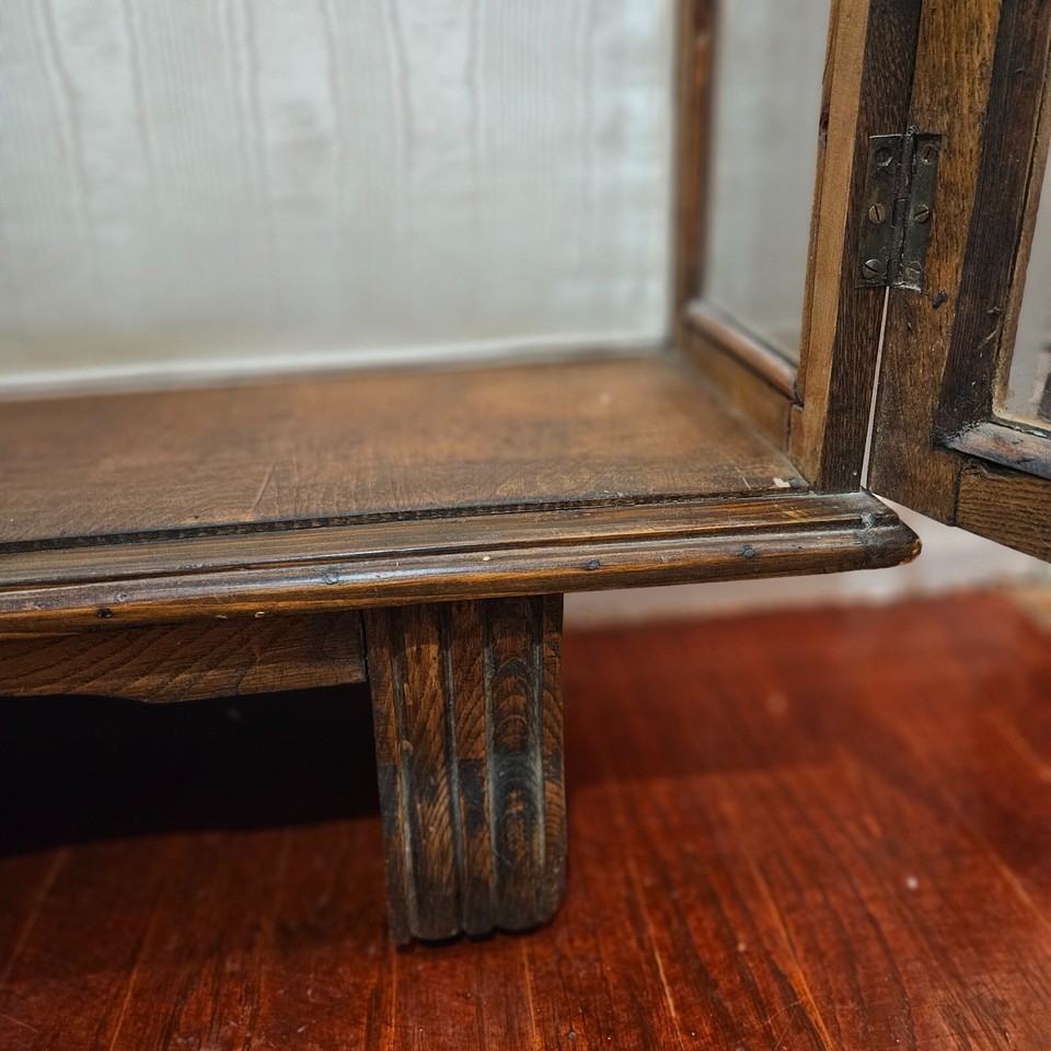 Art Deco Oak Curio Cabinet 1930s 2-Door China Display Case Glass ...