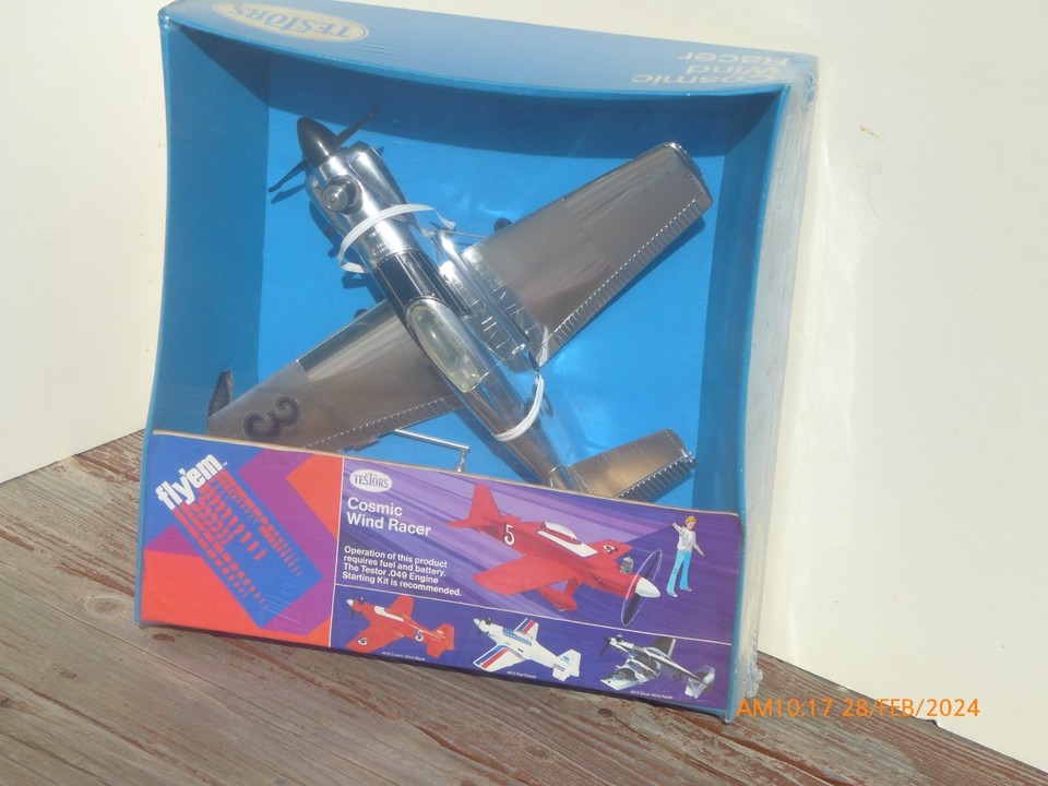 Testors FLYEM, Engine Powered Cosmic Wind Racer, "A RARE COLLECTABLE ...