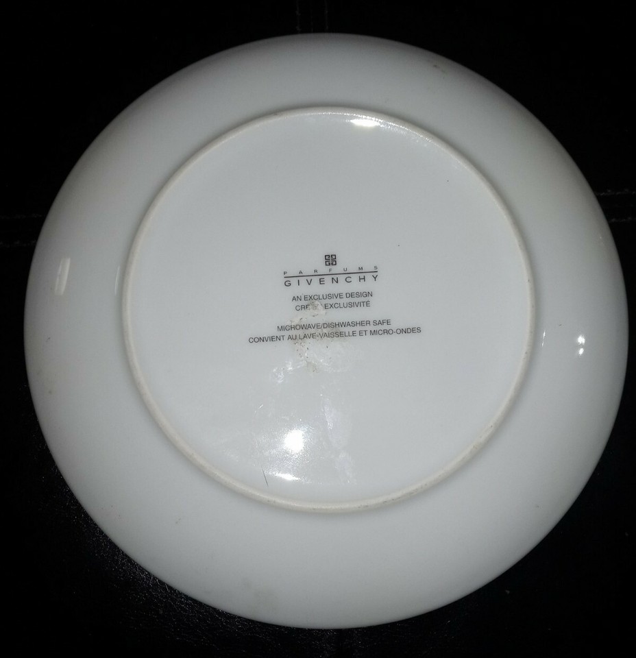 Givenchy "Les Fleurs de Parfums Givenchy" Plate, Yellow Floral Daffodil ...