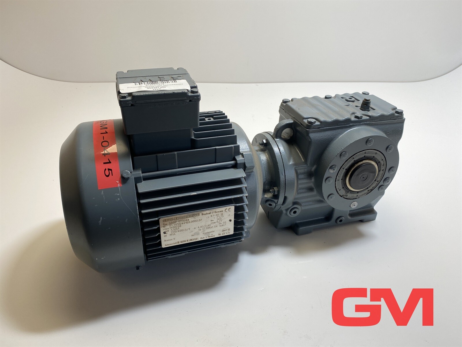 SA57DT90S4 SEW-EURODRIVE Transmission Engine 330/515 V W/ GEAR MOTOR ...