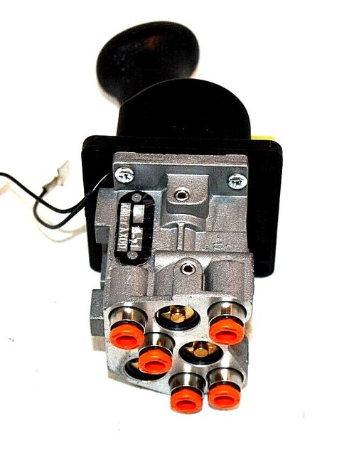 Muncie Power Products Pto-pump Control Aut 35t40821-axdd for sale ...