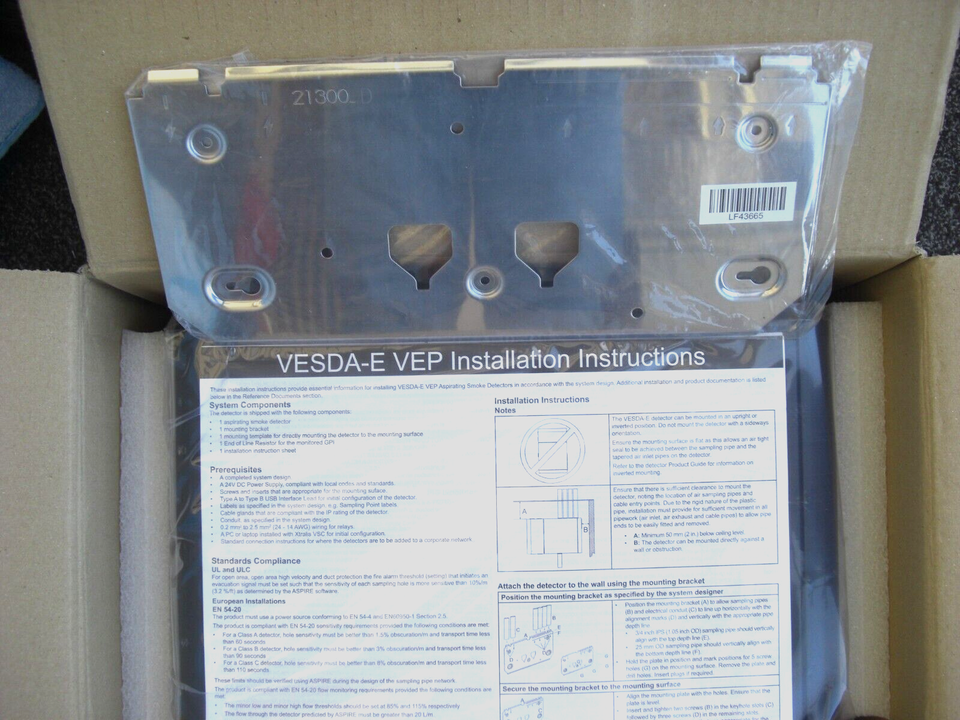 £1560 - Vesda-E Vesda VEP-A00-P Smoke Detector 4 Pipe with an LED ...