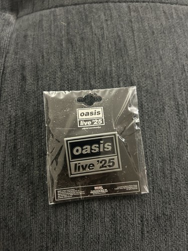 OFFICIAL OASIS LIVE ‘25 LOGO PIN TOUR MERCH STORE NEW SEALED | eBay