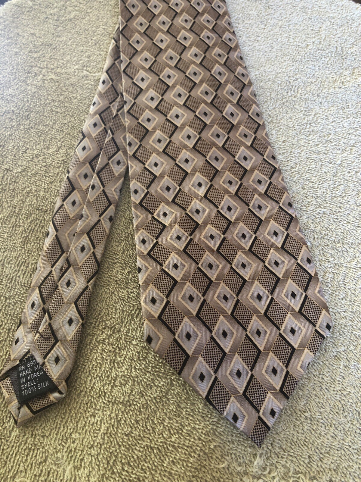 Louis Roth Tan Geometric 100% Silk Shell Necktie | eBay