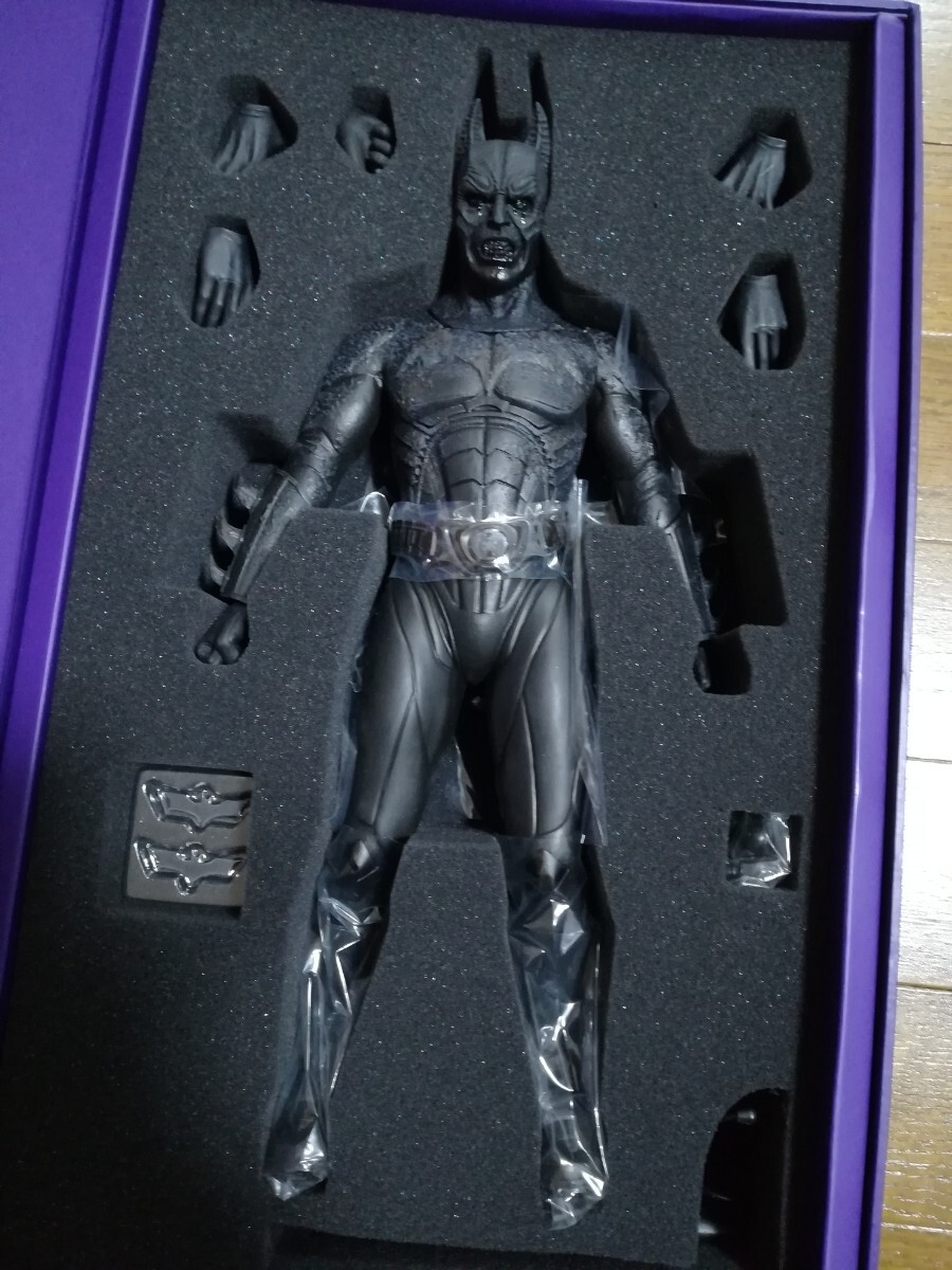 Hot Toys - Batman Begins 10th Anniversary - Batman Demon and Scarecrow ...