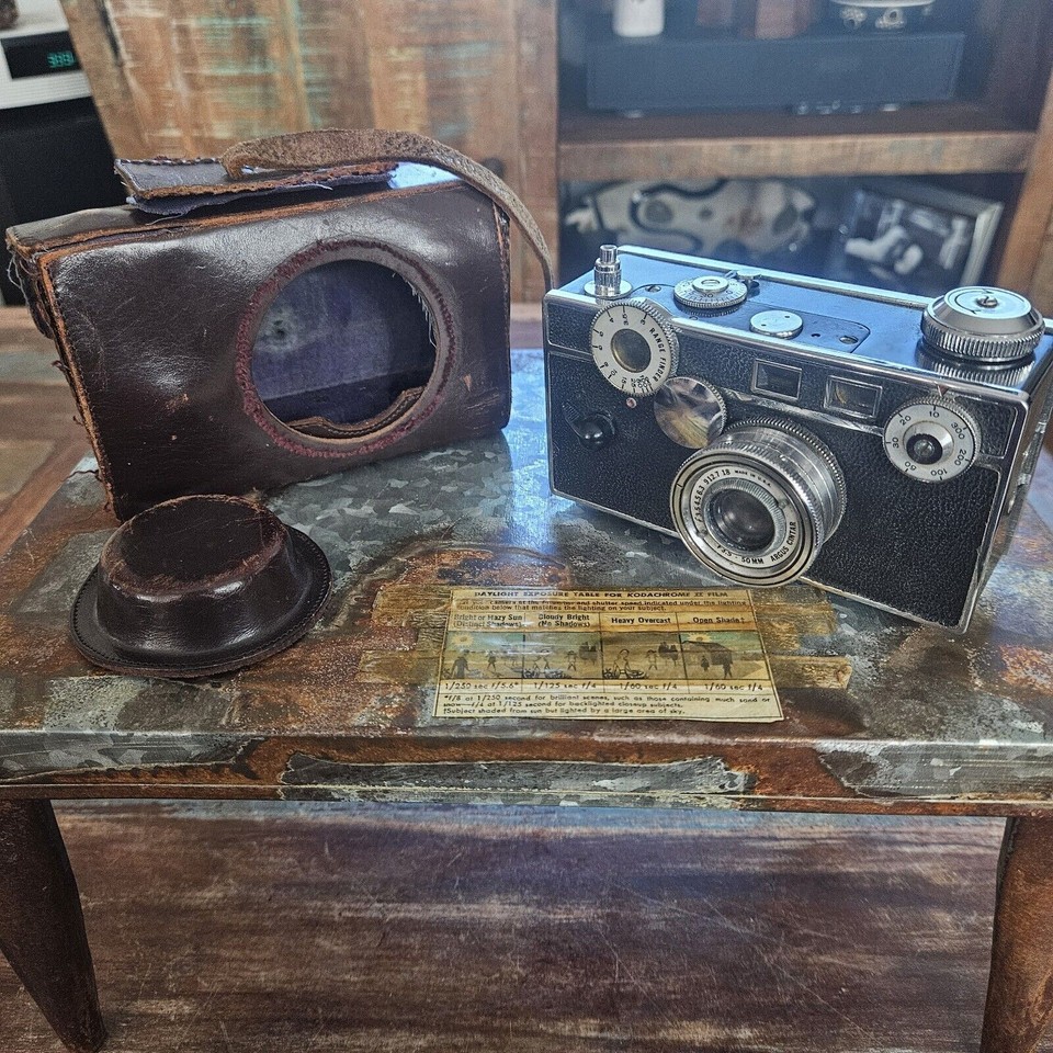 Vintage Argus C-3 "The Brick" 35mm Rangefinder Camera W/Case 1940's ...