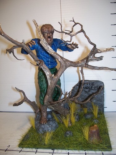 Aurora Polar Lights Toys R US 1999 Limited Edition Wolfman Model Kit ...