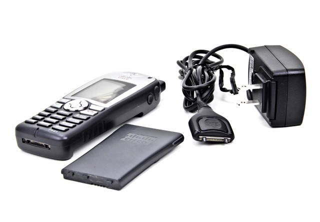 CISCO 7921 7921G Wireless IP Phone CP-7921G With Battery + Wall Charger ...