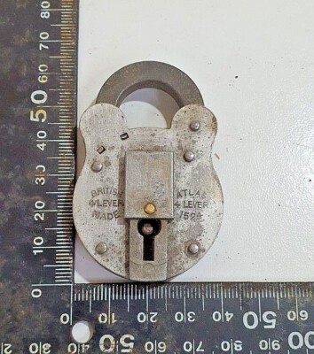 ANTIQUE PADLOCK LOCK SECURE 4 LEVER JAIL LOCK BRITISH MADE ATLAS C.E ...