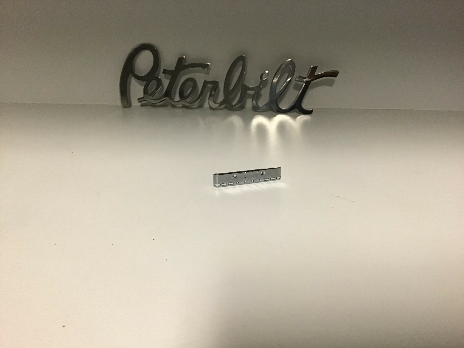 DCP 1/64 PETERBILT 389 CHROME STOCK BUMPER FITS 389 METAL SCREW MOUNT ...