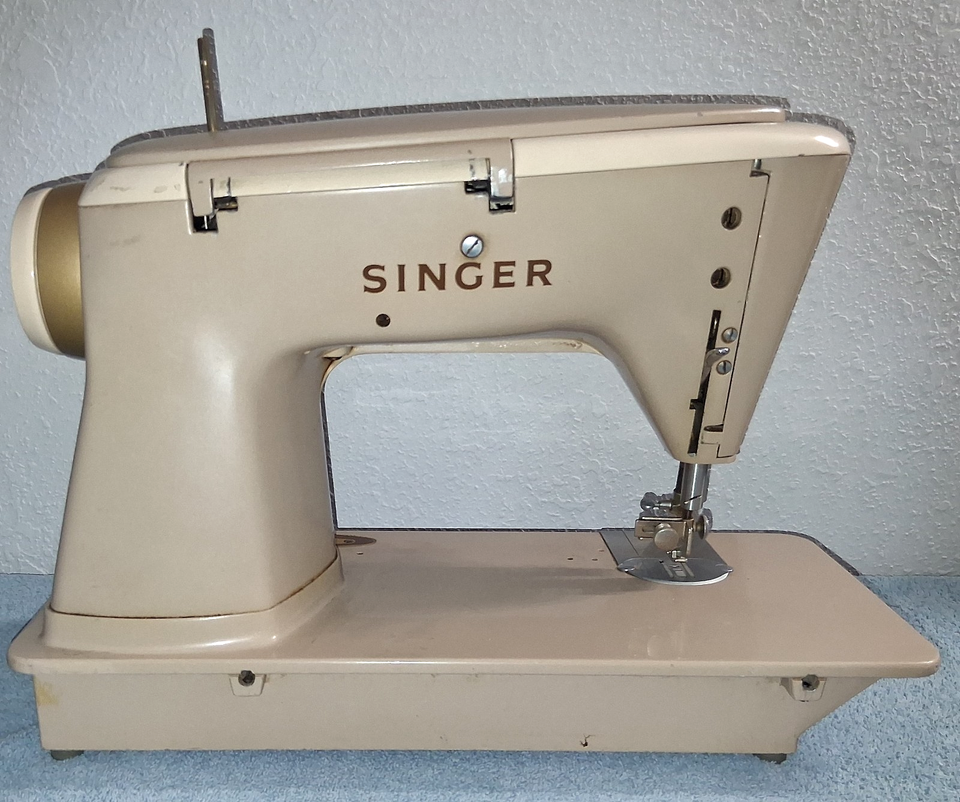 Vintage Singer 500A Slant-O-Matic Sewing Machine w/ Foot Pedal – Made ...