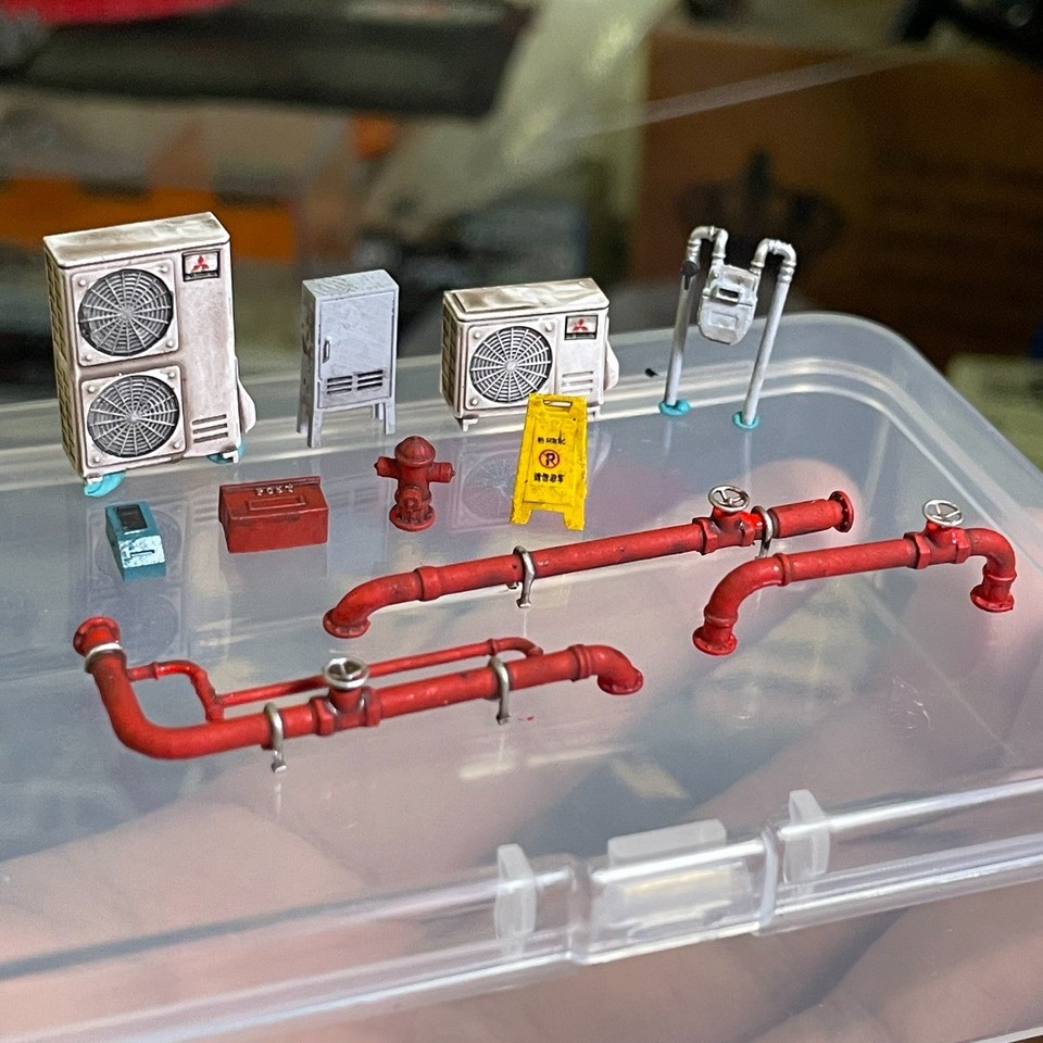 Diorama 1/64 Air Conditioner Fire Hydrant Model Set Garage Scene Model ...