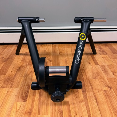 CycleOps MAG Bike Trainer Magnetic Resistance Indoor Cycling - Exc ...