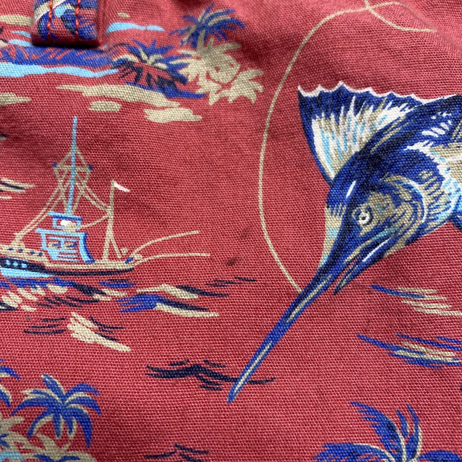 READ Chaps Pink Marlin Swordfish Boat Fish Print Chin… - Gem