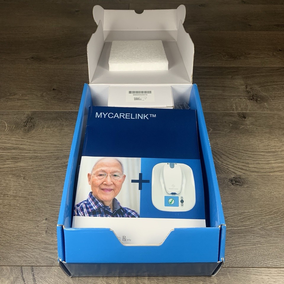 MEDTRONIC MyCareLink Patient Heart Monitor 24950 w/Manual, & Power ...