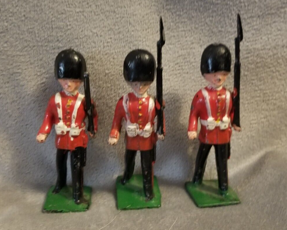 Lot of 3 Vintage Lead Toy Soldier British Guard rifle bayonet ...