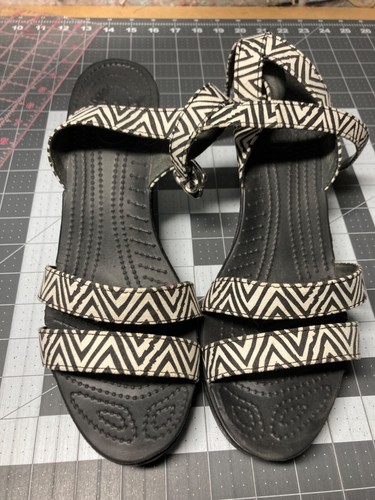 Crocs Leigh Ankle Strap Wedge Sandals Womens Size 10 Black Zebra Stripe ...