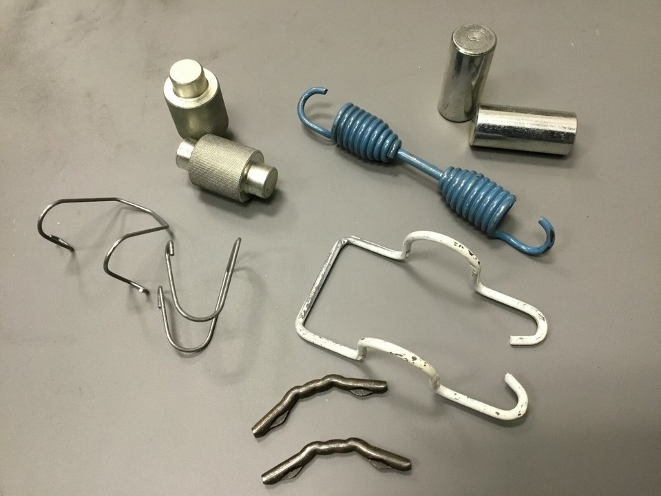 K71-868-00/040-449-00 Trailer Brake Shoe Set & hardware kit 10-16k 12-1 ...