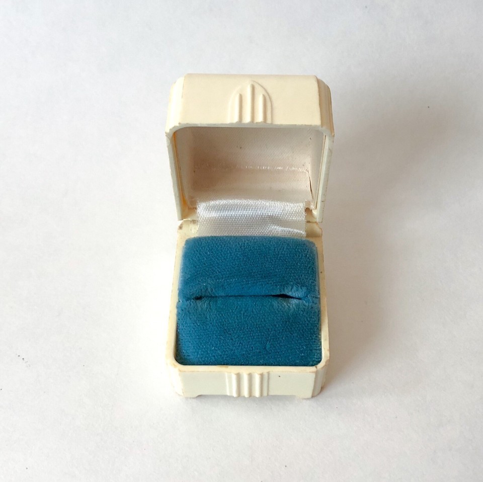 Cute Ring Box Wedding Jewelry Blue Velvet Display Case Old Plastic Art ...