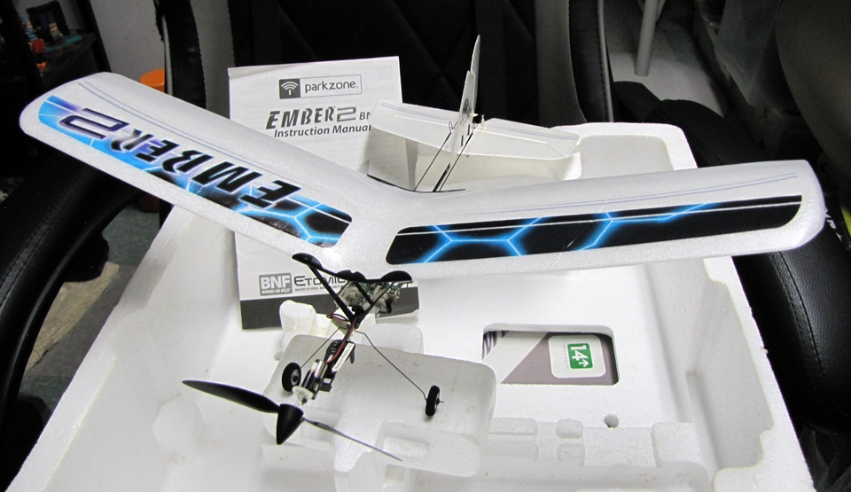 Etomic Micro Flyer Park Zone Ember 2 BNF RC Airplane TRAINER PKZ3480 ...