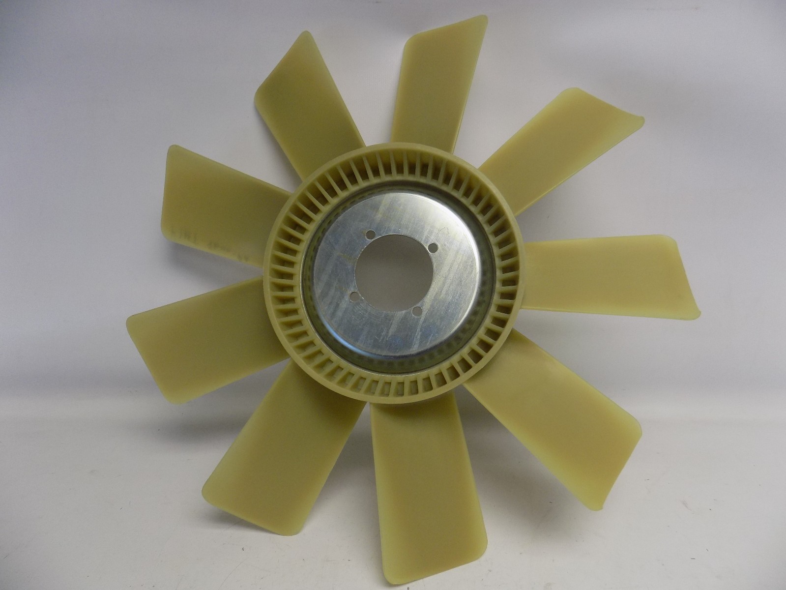 New Ford Heavy Truck Engine Cooling Fan Assembly F1HZ8600L | Genuine OEM