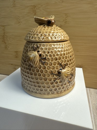 Signed Art Studio Honey Pot / Jar Bee Beehive Hand Painted 3D 4.5” High Arnel’s | eBay