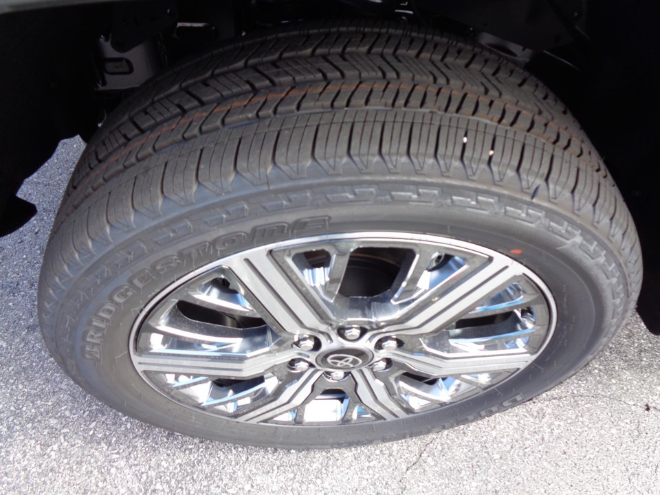 2025 Toyota Tundra New 2025 Tundra Capstone 4WD Hybrid Max 5.5FT Bed ...