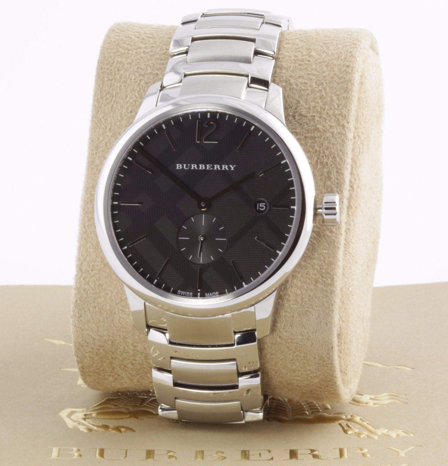 Burberry Men's The Classic Round Black Dial Stainless Steel Watch ...