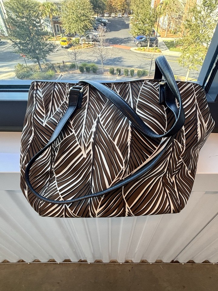 Vera Bradley Large Nylon Tote Bag - Firm Bottom with Brown Pattern ...