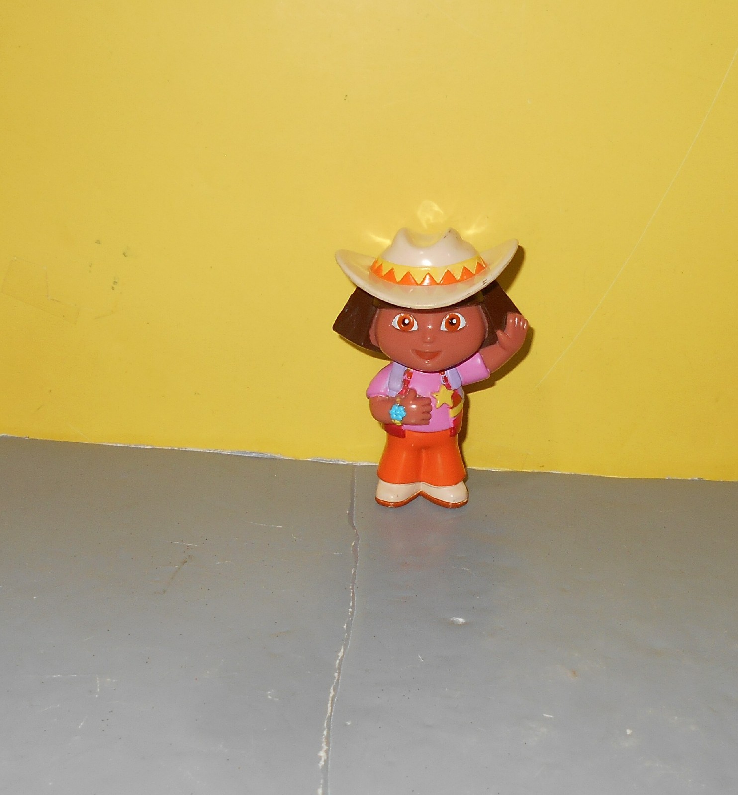 Dora The Explorer In A Cowboy Hat PVC Figure, 3 3/8" Tall, 2003 Mattel ...