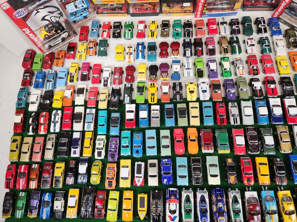 HUGE Slot Car Collection HO Scale 475+ In Lot Auto World, AFX, + More ...