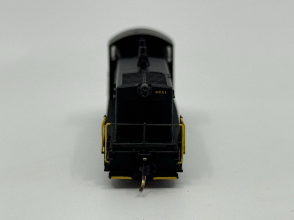 N Scale Life-Like 7867 Pennsylvania SW9/1200 Switcher Diesel Locomotive ...