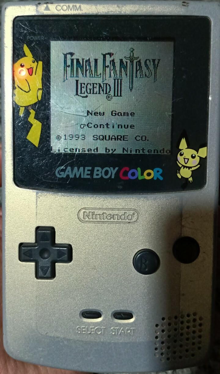 Gameboy Color Pikachu Silver