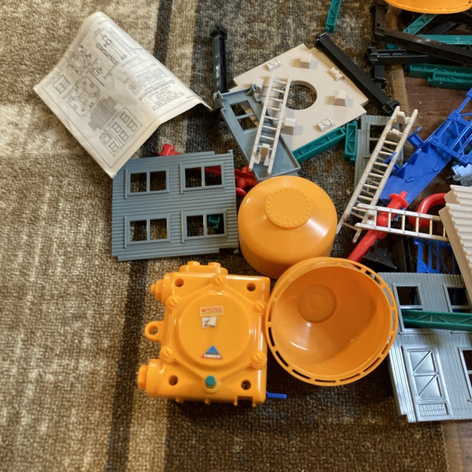 Vintage Kenner Building Blasters Fuel Depot 1989 REPLACEMENT PIECES ...