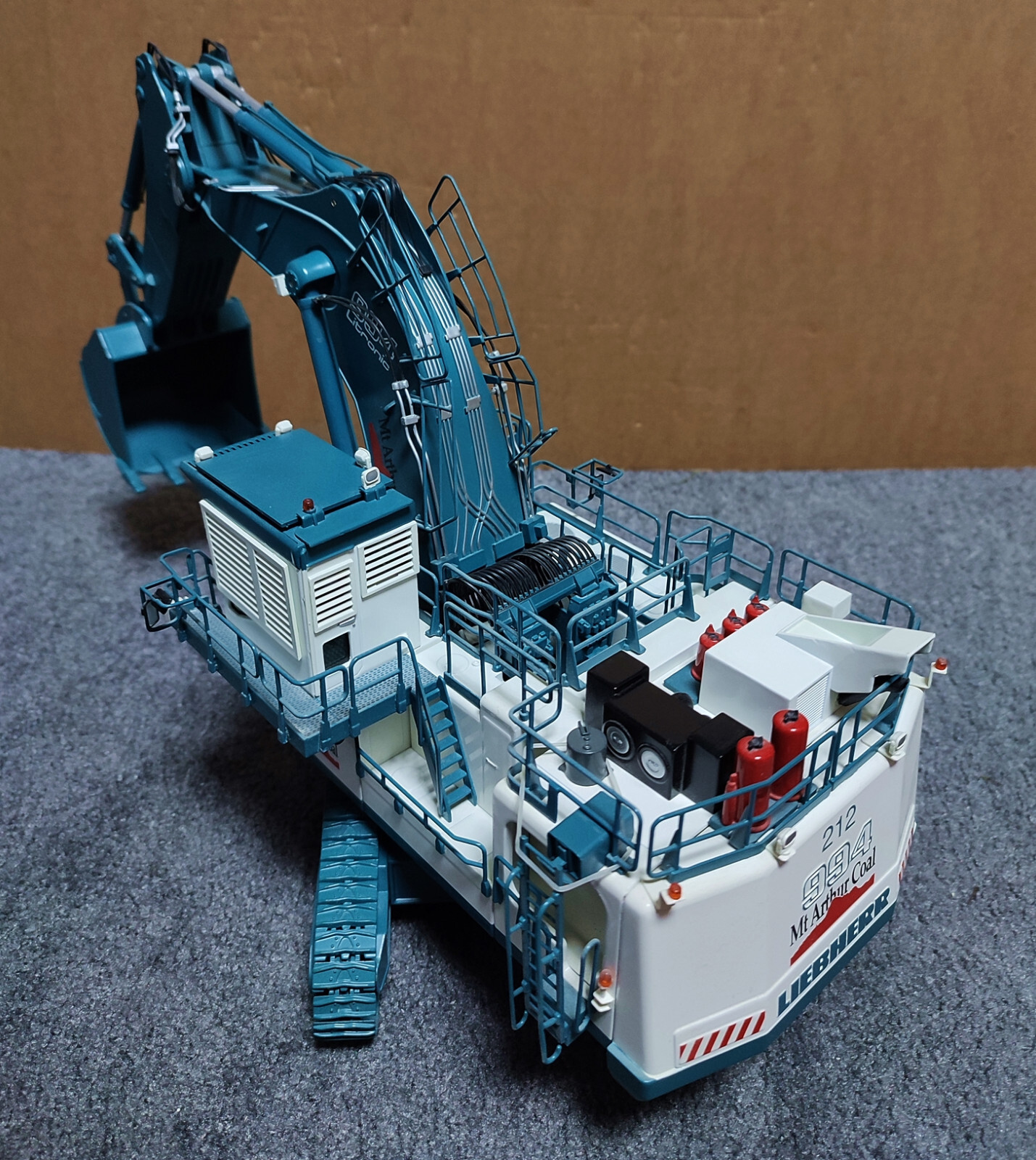 NZG Liebherr R 994 B Mt. Arthur Coal Tieflöffelbagger | eBay