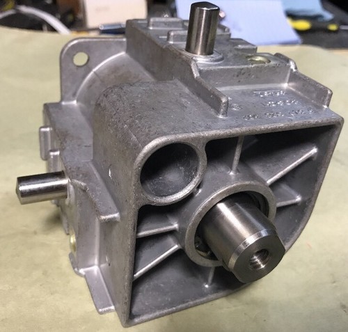 NEW Bosch Rexroth 3842528302 Drive Pump 69452 FAST SHIPPING | eBay