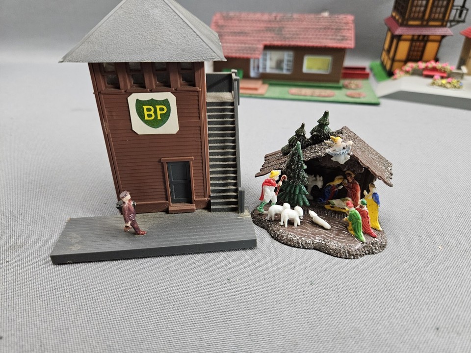 Lot of 12 Faller, Heljan Hoffman HO Scale Buildings Vintage Various ...