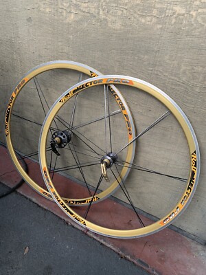 Wheels & Wheelsets - Rolf Vector Pro - Nelo's Cycles