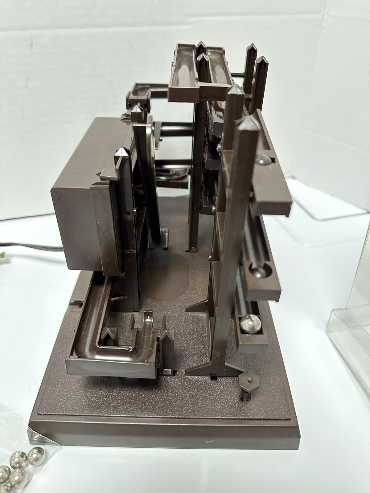 Vintage 1978 ARROW HANDICRAFT #675 ELECTRIC ROLLING BALL CLOCK Brown | eBay