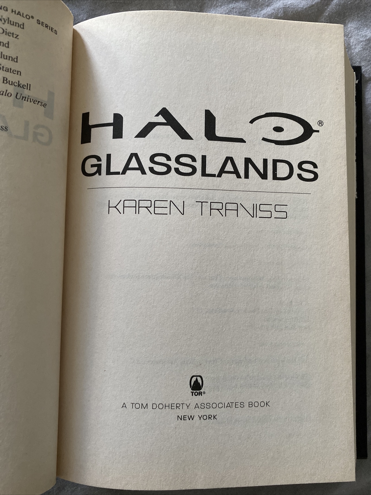 Halo: Glasslands (#1 Kilo-Five Trilogy) Karen Traviss (HC no DJ 2011 ...