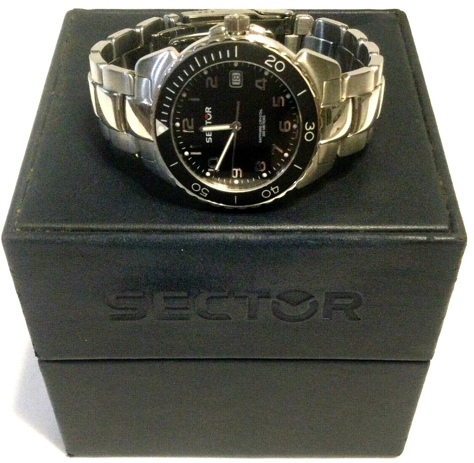 SECTOR NO LIMITS 450 SWISS MADE DIVER WATCH Black Dial Silver Markers ...
